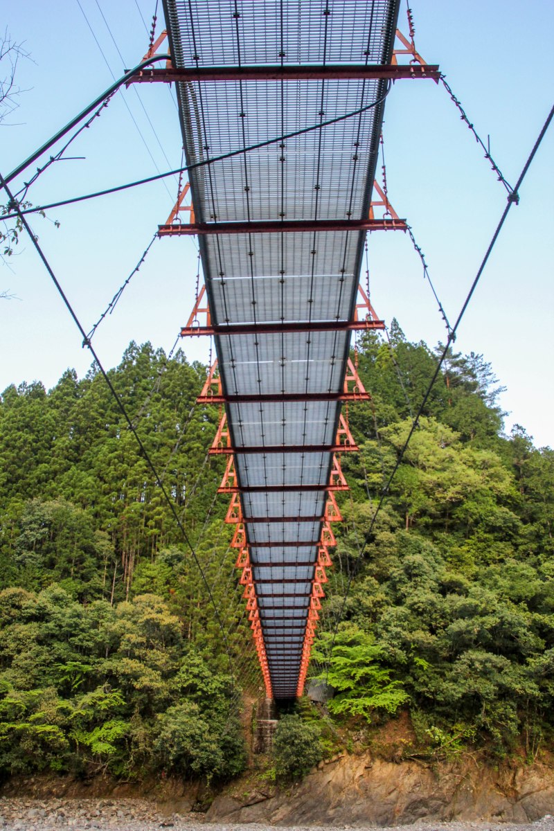 Funato bashi suspension bridge in Miura on the Kohechi trail ...